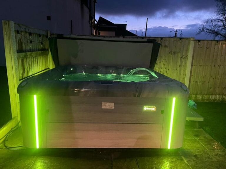 Thermals Ruby Pro - Scunthorpe Hot Tub Megastore